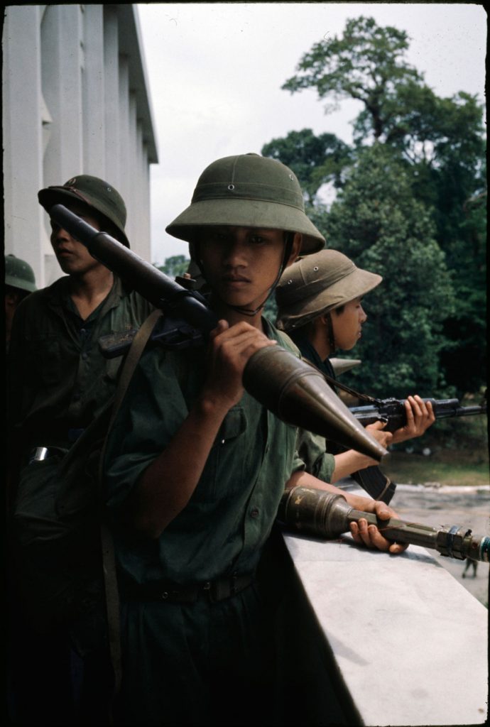 FALL / LIBERATION OF SAIGON, APRIL 1975 - DCL - Catherine Leroy ...